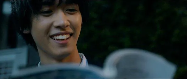 ABEMA恋愛番組＜彼オオカミ＞の高橋聖那、Rin音の新曲「Blue Diary」MVに出演“やっぱり夢を追う姿ってすてきだな”(2/2) | WEBザテレビジョン